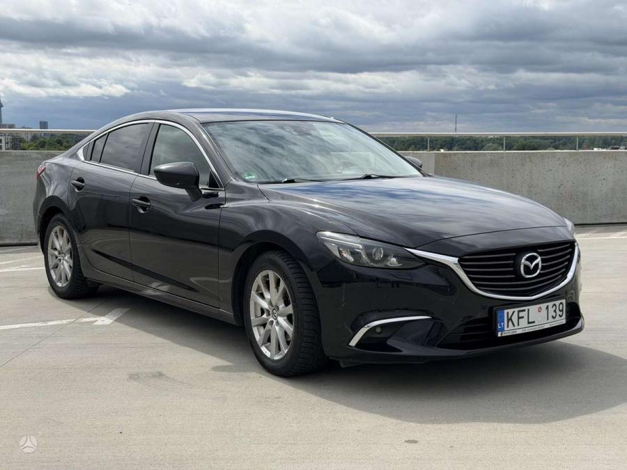 Black Mazda 6 2016 in Vilnius, with an engine capacity of 2.00 L and mileage of 178 thousand km for 11000 €, photo 4 on AUTOMOTO.COM.LV