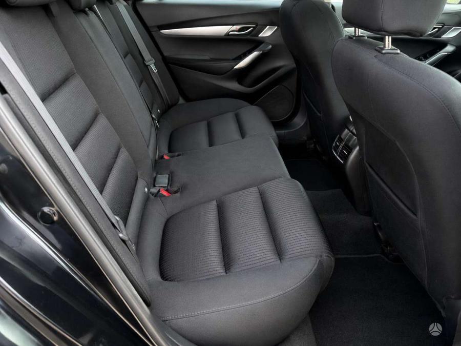 Black Mazda 6 2016 in Vilnius, with an engine capacity of 2.00 L and mileage of 178 thousand km for 11000 €, photo 14 on AUTOMOTO.COM.LV