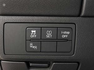 Black Mazda 6 2016 in Vilnius, with an engine capacity of 2.00 L and mileage of 178 thousand km for 11000 €, photo 17 on AUTOMOTO.COM.LV
