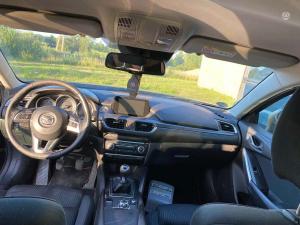Black Mazda 6 2016 in Alytus, with an engine capacity of 2.19 L and mileage of 320 thousand km for 3500 €, photo 15 on AUTOMOTO.COM.LV