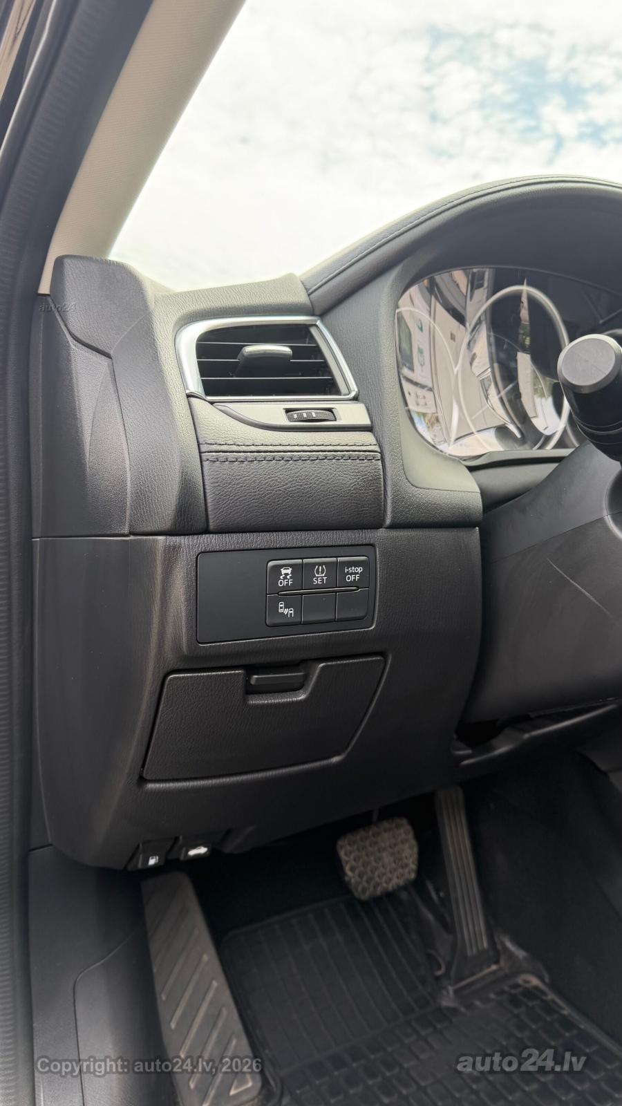 Melns Mazda 6 2017 Tallina, ar dzinēja tilpumu 2.00 L un nobraukumu 91 tūkst. km par 16000 €, foto 12 vietnē AUTOMOTO.COM.LV