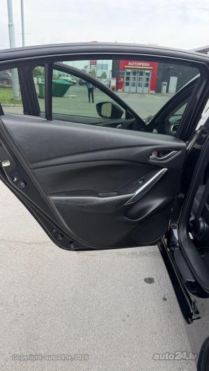 Melns Mazda 6 2017 Tallina, ar dzinēja tilpumu 2.00 L un nobraukumu 91 tūkst. km par 16000 €, foto 20 vietnē AUTOMOTO.COM.LV