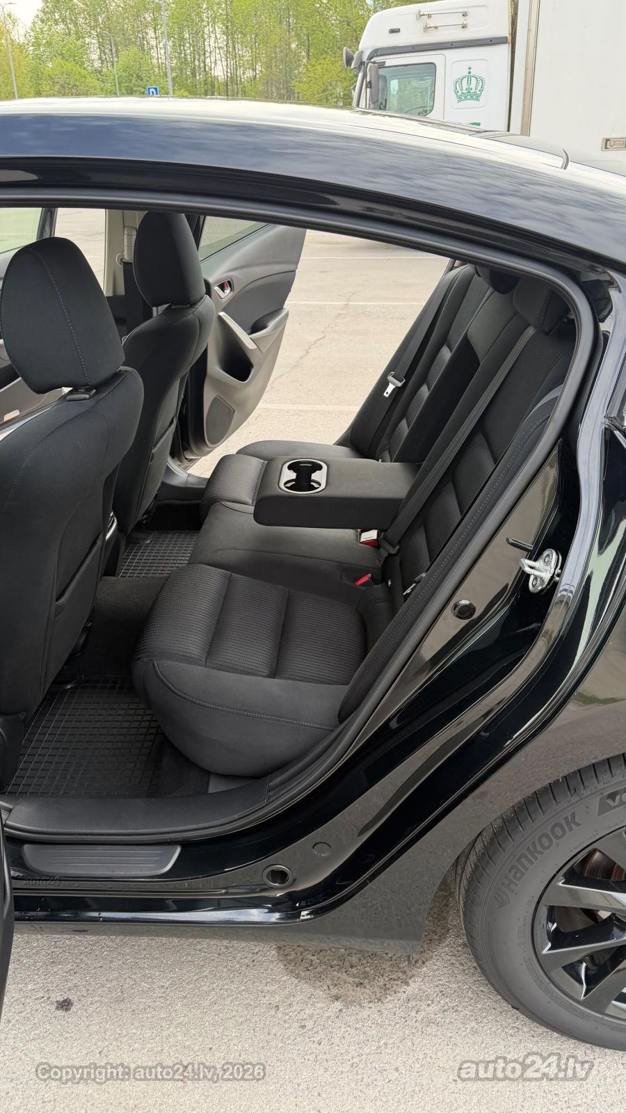 Melns Mazda 6 2017 Tallina, ar dzinēja tilpumu 2.00 L un nobraukumu 91 tūkst. km par 16000 €, foto 23 vietnē AUTOMOTO.COM.LV