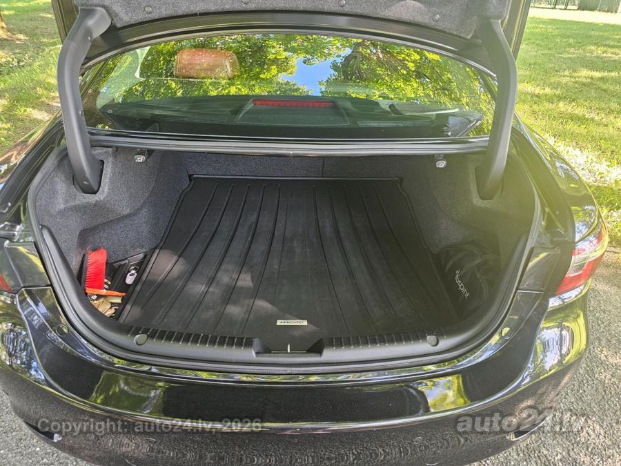 Melns Mazda 6 2021 Tallina, ar dzinēja tilpumu 2.50 L un nobraukumu 98 tūkst. km par 22900 €, foto 8 vietnē AUTOMOTO.COM.LV