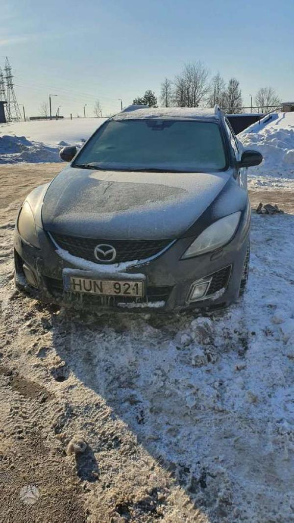Black Mazda 6 2008 in Vilnius, with an engine capacity of 2.00 L and mileage of 340 thousand km for 1100 €, photo 1 on AUTOMOTO.COM.LV