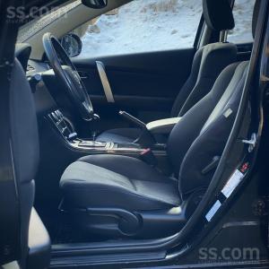 Black Mazda 6 2008 in Jelgava, with an engine capacity of 2.00 L and mileage of 257 thousand km for 500 €, photo 9 on AUTOMOTO.COM.LV