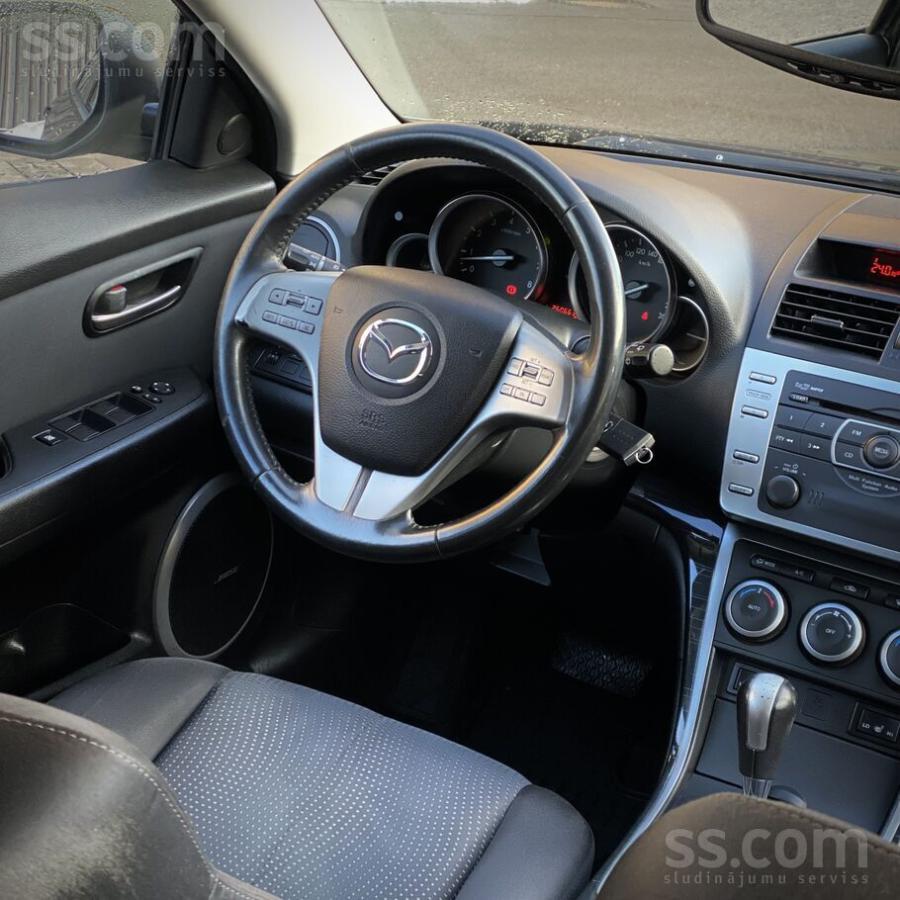 Black Mazda 6 2008 in Jelgava, with an engine capacity of 2.00 L and mileage of 257 thousand km for 500 €, photo 11 on AUTOMOTO.COM.LV