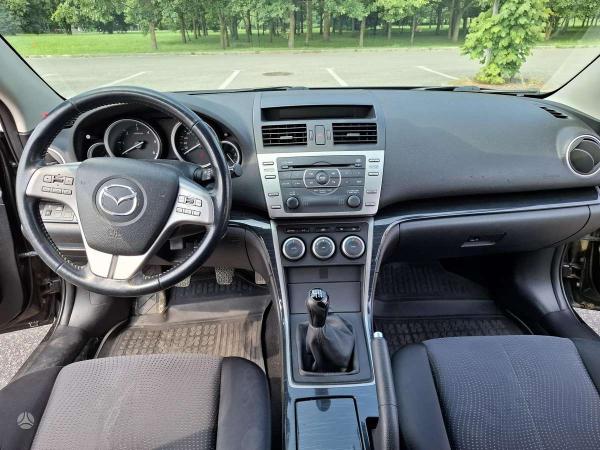 Melns Mazda 6 2008 Panevēža, ar dzinēja tilpumu 2.00 L un nobraukumu 307 tūkst. km par 2200 €, foto 9 vietnē AUTOMOTO.COM.LV