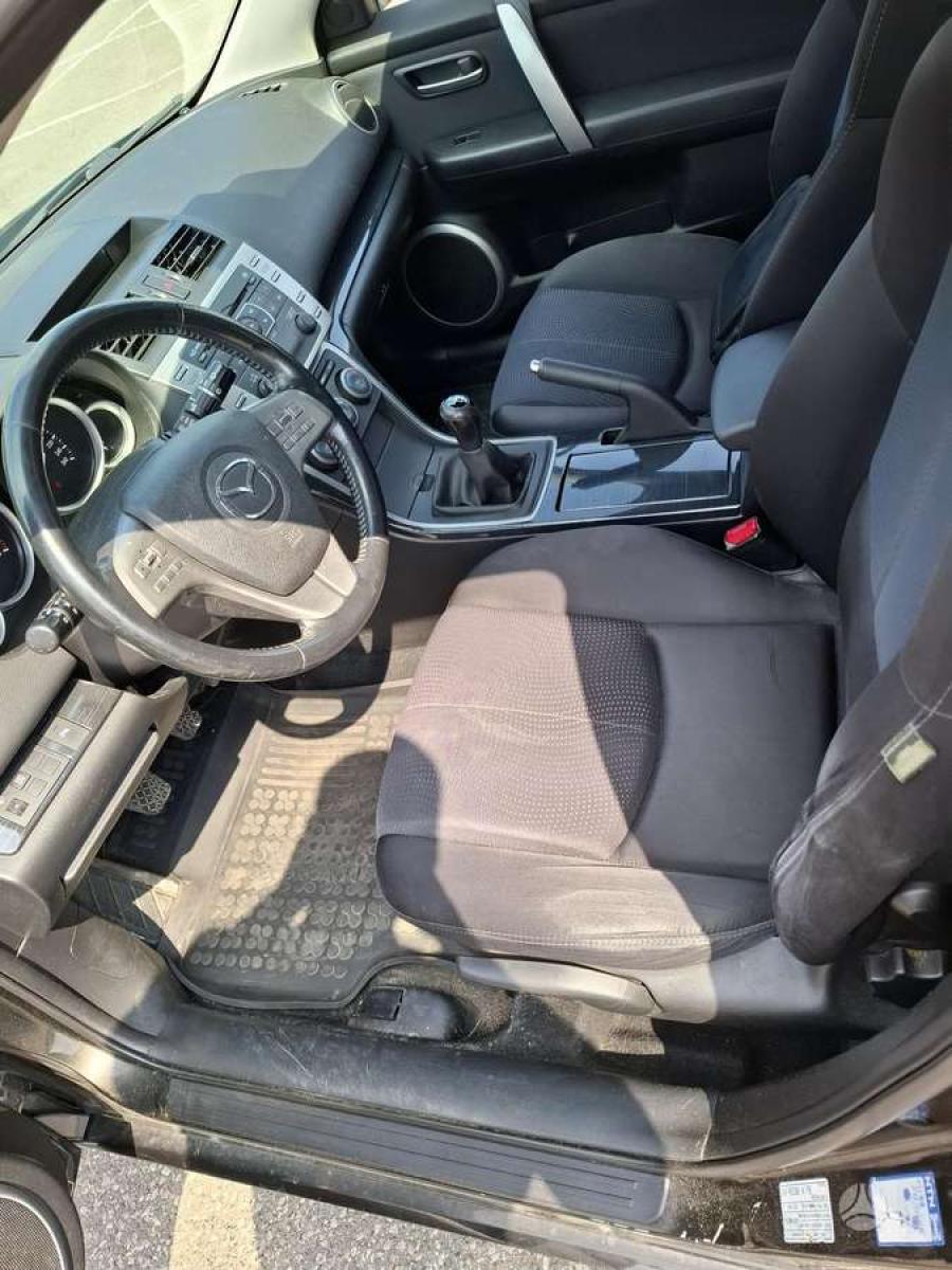 Black Mazda 6 2008 in Panevezys, with an engine capacity of 2.00 L and mileage of 307 thousand km for 2200 €, photo 13 on AUTOMOTO.COM.LV