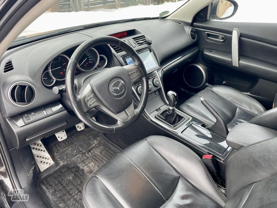 Black Mazda 6 2009 in Vilnius, with an engine capacity of 2.00 L and mileage of 290 thousand km for 2900 €, photo 12 on AUTOMOTO.COM.LV