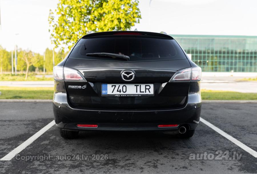 Black Mazda 6 2009 in Tallinn, with an engine capacity of 2.00 L and mileage of 348 thousand km for 2998 €, photo 6 on AUTOMOTO.COM.LV