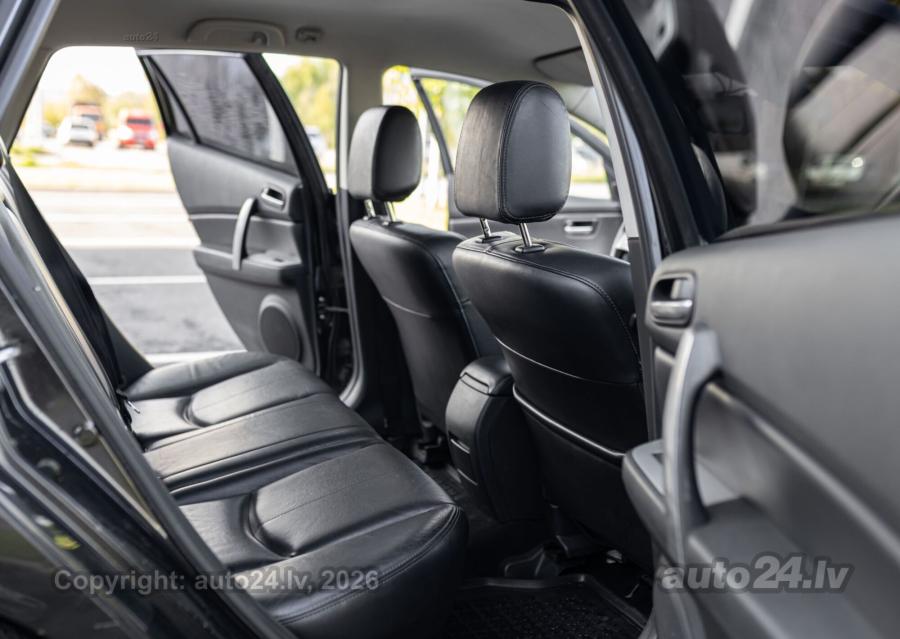 Black Mazda 6 2009 in Tallinn, with an engine capacity of 2.00 L and mileage of 348 thousand km for 2998 €, photo 12 on AUTOMOTO.COM.LV