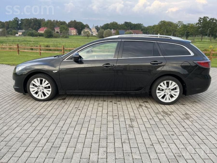 Black Mazda 6 2009 in Riga, with an engine capacity of 2.00 L and mileage of 238 thousand km for 3500 €, photo 1 on AUTOMOTO.COM.LV