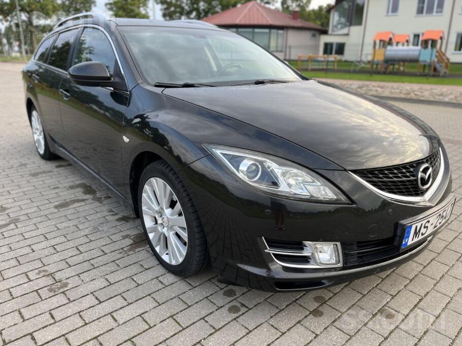 Black Mazda 6 2009 in Riga, with an engine capacity of 2.00 L and mileage of 238 thousand km for 3500 €, photo 5 on AUTOMOTO.COM.LV
