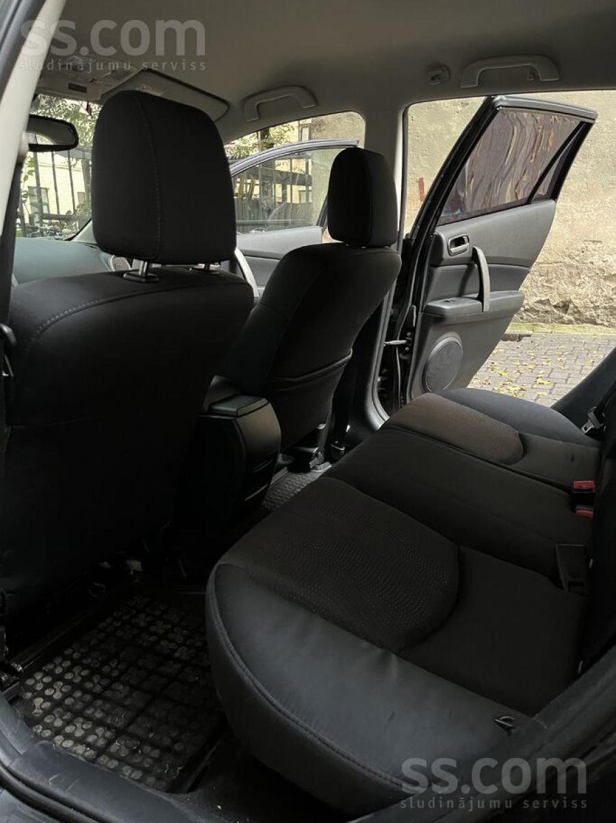 Black Mazda 6 2009 in Riga, with an engine capacity of 2.00 L and mileage of 238 thousand km for 3500 €, photo 12 on AUTOMOTO.COM.LV