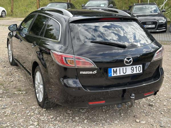 Black Mazda 6 2009 in Vilnius, with an engine capacity of 2.00 L and mileage of 309 thousand km for 1000 €, photo 6 on AUTOMOTO.COM.LV