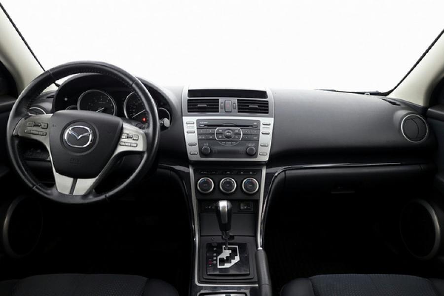 Black Mazda 6 2009 in Tallinn, with an engine capacity of 2.00 L and mileage of 349 thousand km for 1499 €, photo 6 on AUTOMOTO.COM.LV