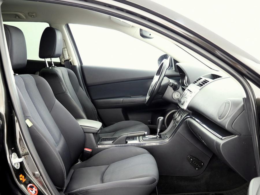 Black Mazda 6 2009 in Tallinn, with an engine capacity of 2.00 L and mileage of 349 thousand km for 1499 €, photo 7 on AUTOMOTO.COM.LV