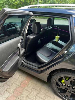 Black Mazda 6 2010 in Kaunas, with an engine capacity of 2.18 L and mileage of 296 thousand km for 2500 €, photo 5 on AUTOMOTO.COM.LV