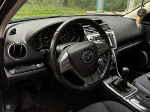 Black Mazda 6 2010 in Vilnius, with an engine capacity of 2.00 L and mileage of 300 thousand km for 2450 €, photo 9 on AUTOMOTO.COM.LV