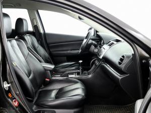 Black Mazda 6 2010 in Tallinn, with an engine capacity of 2.20 L and mileage of 334 thousand km for 1199 €, photo 15 on AUTOMOTO.COM.LV