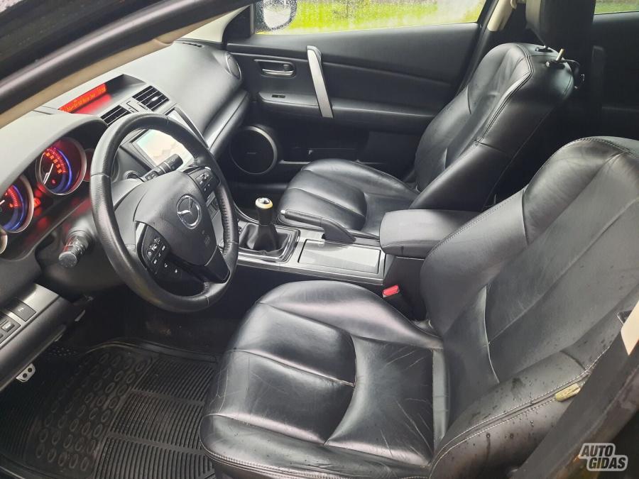 Melns Mazda 6 2010 Klaipėda, ar dzinēja tilpumu 2.20 L un nobraukumu 246 tūkst. km par 1990 €, foto 10 vietnē AUTOMOTO.COM.LV