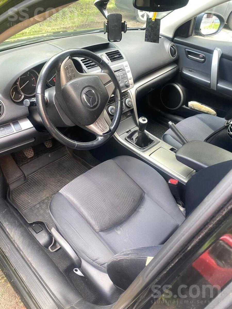 Melns Mazda 6 2010 Rīga, ar dzinēja tilpumu 2.20 L un nobraukumu 236 tūkst. km par 3100 €, foto 6 vietnē AUTOMOTO.COM.LV