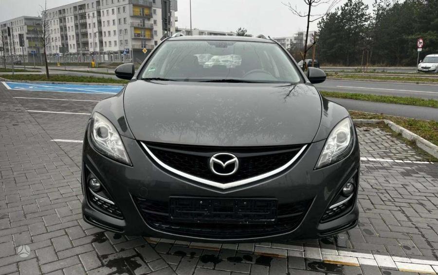 Melns Mazda 6 2011 Viļņa, ar dzinēja tilpumu 1.80 L un nobraukumu 201 tūkst. km par 6560 €, foto 2 vietnē AUTOMOTO.COM.LV