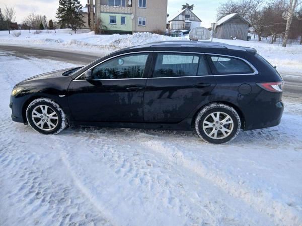 Black Mazda 6 2011 in Silale, with an engine capacity of 2.20 L and mileage of 24 thousand km for 2200 €, photo 4 on AUTOMOTO.COM.LV