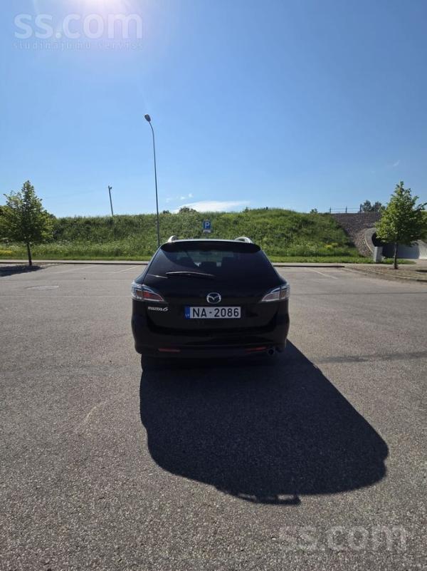 Black Mazda 6 2011 in Daugavpils, with an engine capacity of 2.20 L and mileage of 266 thousand km for 3500 €, photo 10 on AUTOMOTO.COM.LV