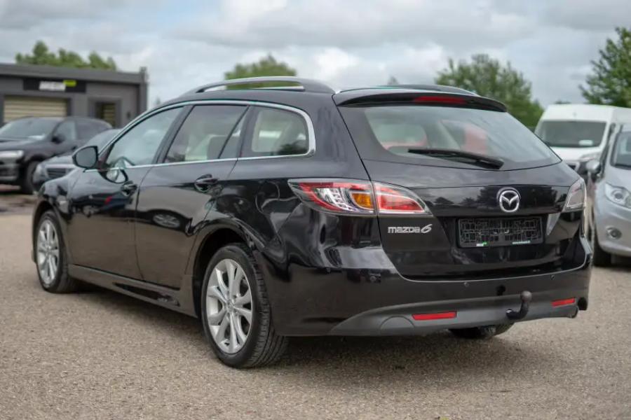 Melns Mazda 6 2011 Liepāja, ar dzinēja tilpumu 2.20 L un nobraukumu 197 tūkst. km par 4250 €, foto 3 vietnē AUTOMOTO.COM.LV