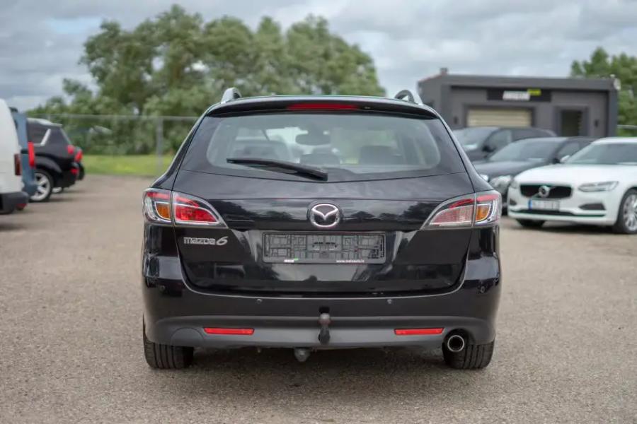 Melns Mazda 6 2011 Liepāja, ar dzinēja tilpumu 2.20 L un nobraukumu 197 tūkst. km par 4250 €, foto 4 vietnē AUTOMOTO.COM.LV