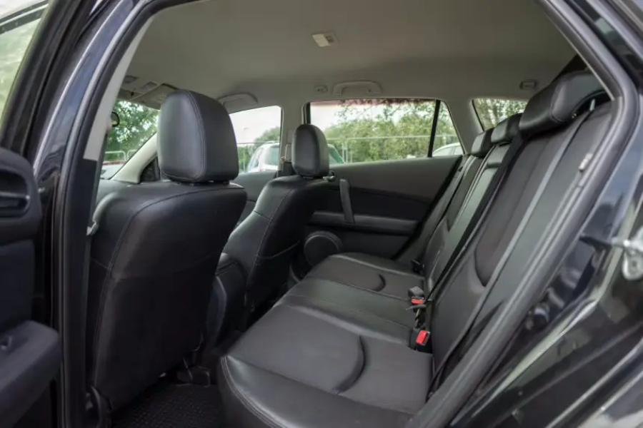 Melns Mazda 6 2011 Liepāja, ar dzinēja tilpumu 2.20 L un nobraukumu 197 tūkst. km par 4250 €, foto 11 vietnē AUTOMOTO.COM.LV