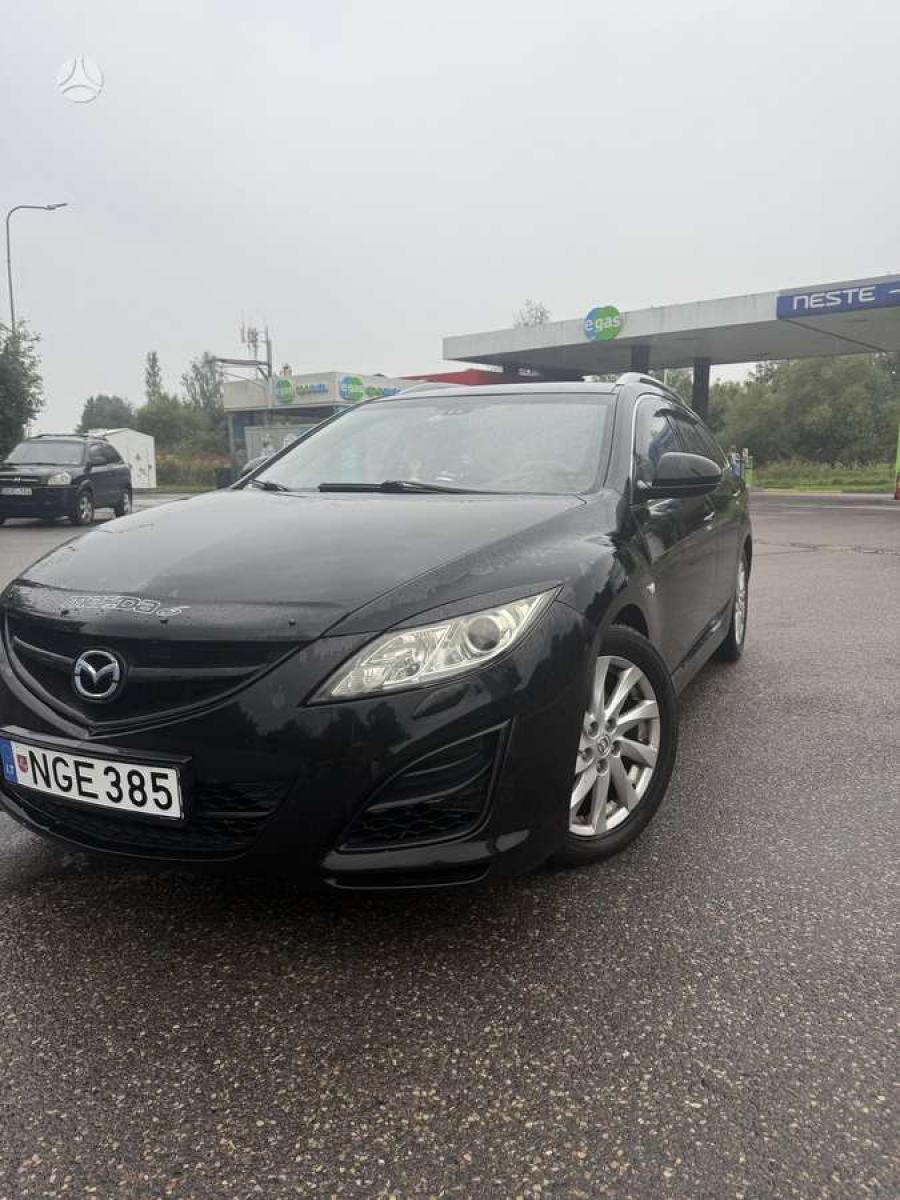 Black Mazda 6 2011 in Vilnius, with an engine capacity of 2.18 L and mileage of 394 thousand km for 3000 €, photo 10 on AUTOMOTO.COM.LV