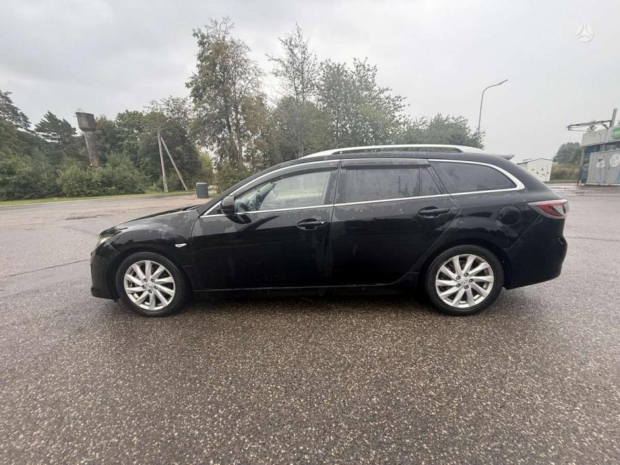 Black Mazda 6 2011 in Vilnius, with an engine capacity of 2.18 L and mileage of 394 thousand km for 3000 €, photo 14 on AUTOMOTO.COM.LV