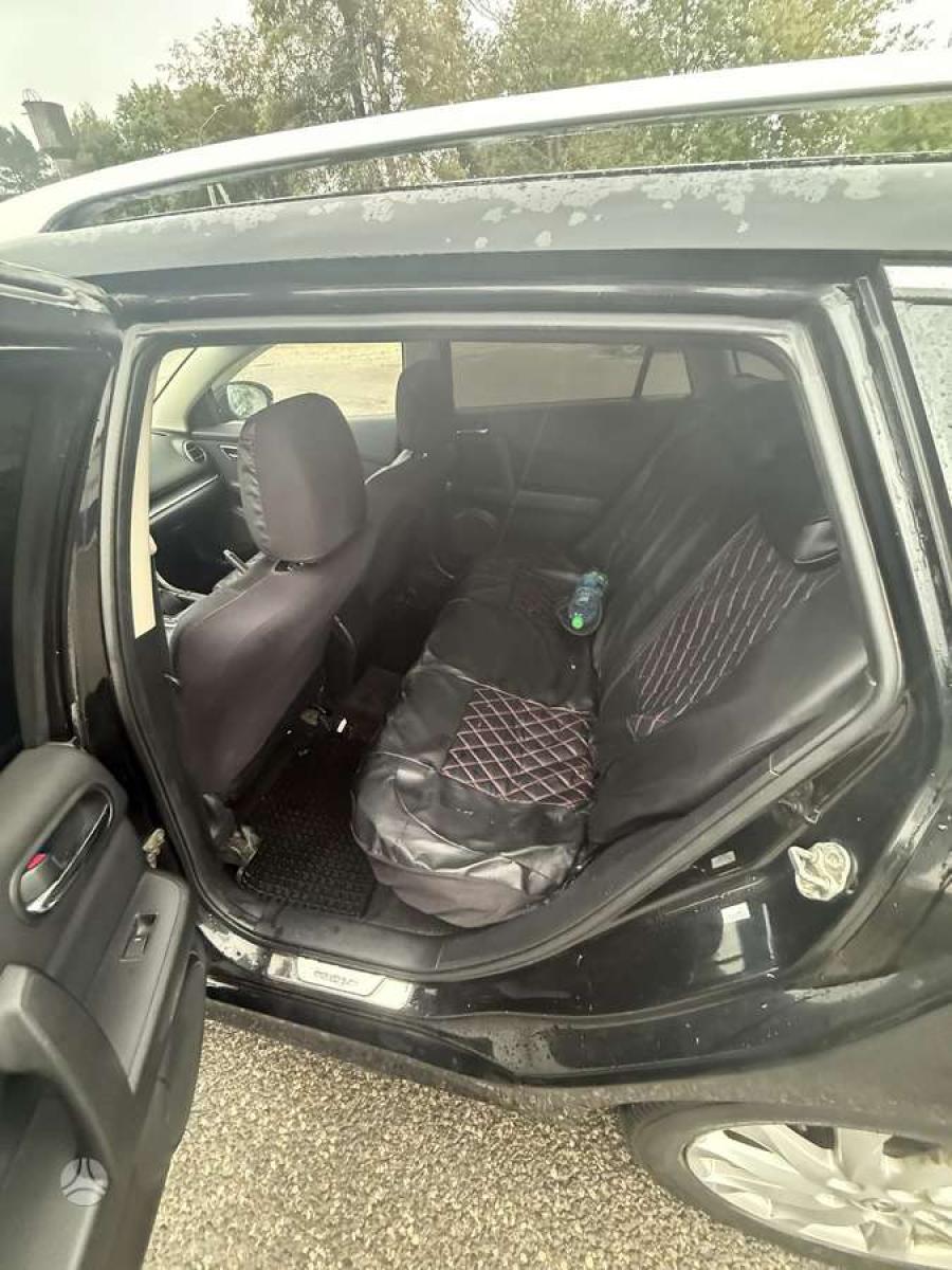 Black Mazda 6 2011 in Vilnius, with an engine capacity of 2.18 L and mileage of 394 thousand km for 3000 €, photo 15 on AUTOMOTO.COM.LV