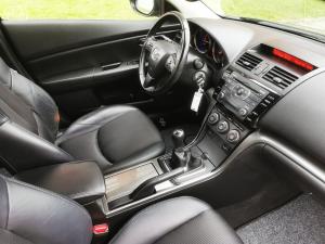 Black Mazda 6 2011 in Klaipeda, with an engine capacity of 2.20 L and mileage of 171 thousand km for 3390 €, photo 20 on AUTOMOTO.COM.LV
