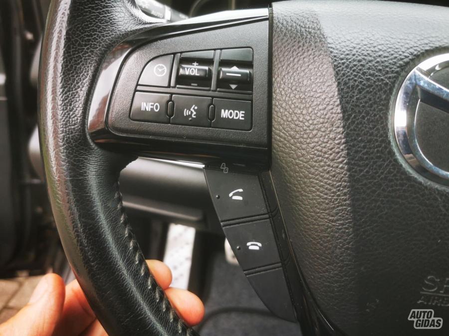 Black Mazda 6 2011 in Klaipeda, with an engine capacity of 2.20 L and mileage of 171 thousand km for 3390 €, photo 28 on AUTOMOTO.COM.LV