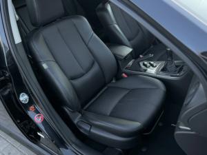 Black Mazda 6 2012 in Riga, with an engine capacity of 2.20 L and mileage of 255 thousand km for 4590 €, photo 9 on AUTOMOTO.COM.LV
