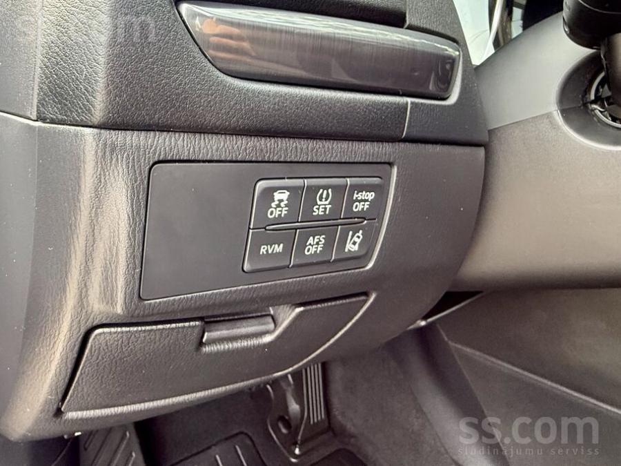Черный Мазда 6 2013 в Рига, объемом двигателя 2.20 л и пробегом 0 тыс. км за 5990 €, фото 17 на AUTOMOTO.COM.LV