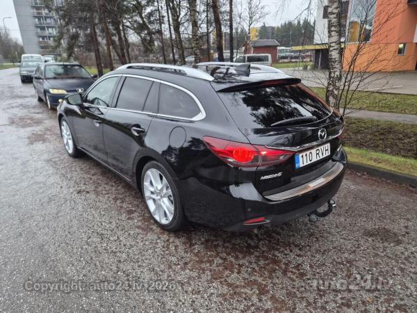 Black Mazda 6 2014 in Tallinn, with an engine capacity of 2.20 L and mileage of 0 thousand km for 10500 €, photo 7 on AUTOMOTO.COM.LV
