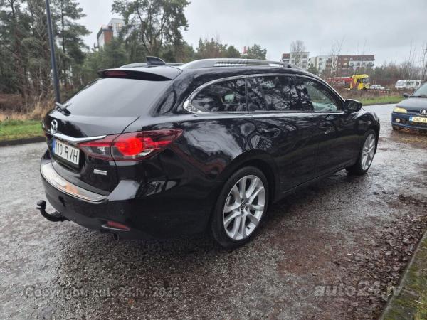 Black Mazda 6 2014 in Tallinn, with an engine capacity of 2.20 L and mileage of 0 thousand km for 10500 €, photo 8 on AUTOMOTO.COM.LV