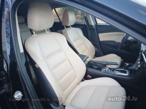 Black Mazda 6 2014 in Tallinn, with an engine capacity of 2.20 L and mileage of 318 thousand km for 6300 €, photo 9 on AUTOMOTO.COM.LV