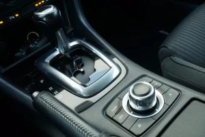 Black Mazda 6 2014 in Riga, with an engine capacity of 2.20 L and mileage of 188 thousand km for 7700 €, photo 19 on AUTOMOTO.COM.LV
