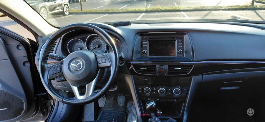 Black Mazda 6 2014 in Vilnius, with an engine capacity of 2.18 L and mileage of 168 thousand km for 6700 €, photo 10 on AUTOMOTO.COM.LV