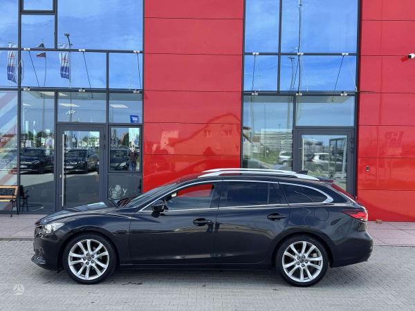 Black Mazda 6 2014 in Klaipeda, with an engine capacity of 2.18 L and mileage of 280 thousand km for 4950 €, photo 7 on AUTOMOTO.COM.LV