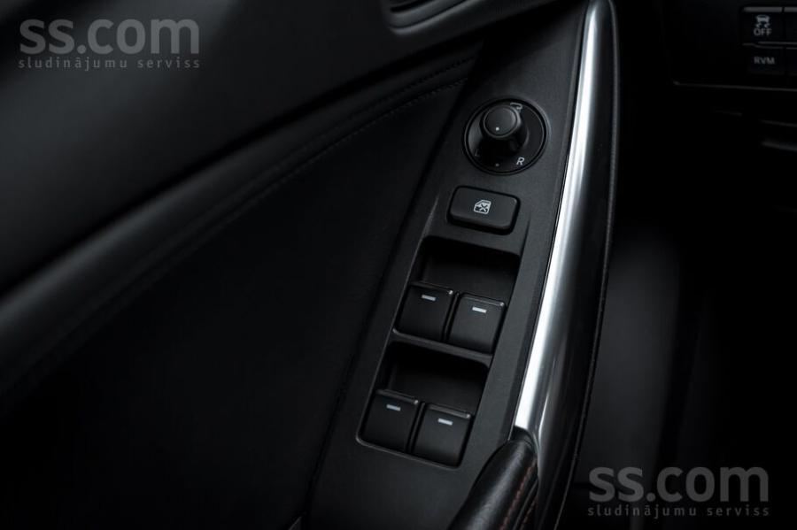 Black Mazda 6 2014 in Riga, with an engine capacity of 2.20 L and mileage of 237 thousand km for 5990 €, photo 53 on AUTOMOTO.COM.LV