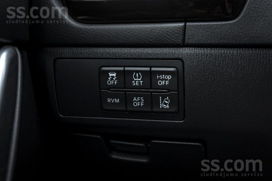 Black Mazda 6 2014 in Riga, with an engine capacity of 2.20 L and mileage of 237 thousand km for 5990 €, photo 57 on AUTOMOTO.COM.LV