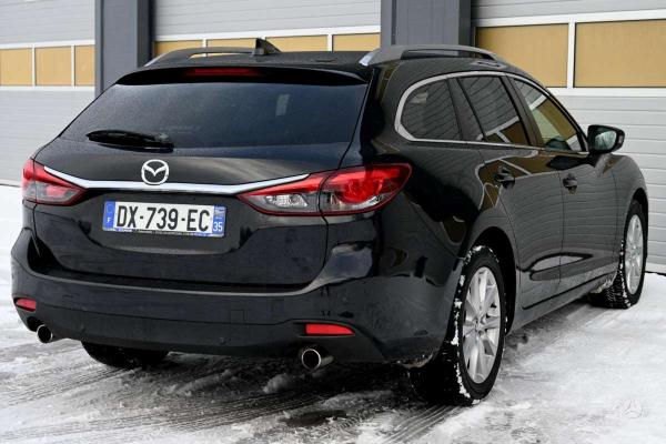 Black Mazda 6 2015 in Kretinga, with an engine capacity of 2.18 L and mileage of 193 thousand km for 7199 €, photo 8 on AUTOMOTO.COM.LV