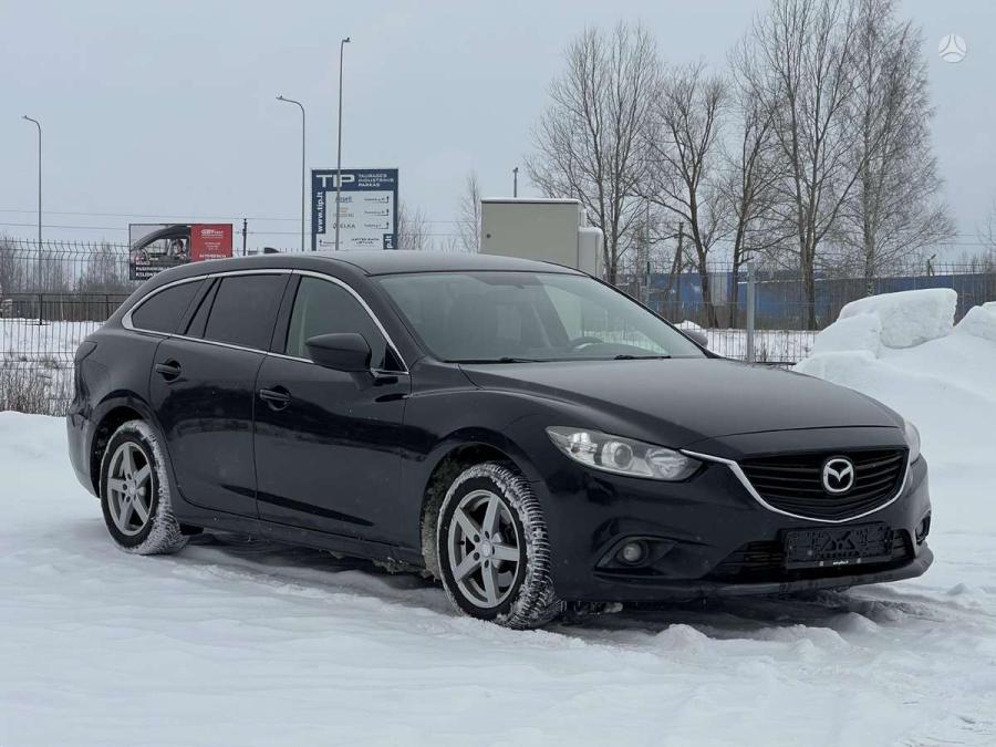 Black Mazda 6 2015 in Taurage, with an engine capacity of 2.19 L and mileage of 304 thousand km for 5999 €, photo 3 on AUTOMOTO.COM.LV